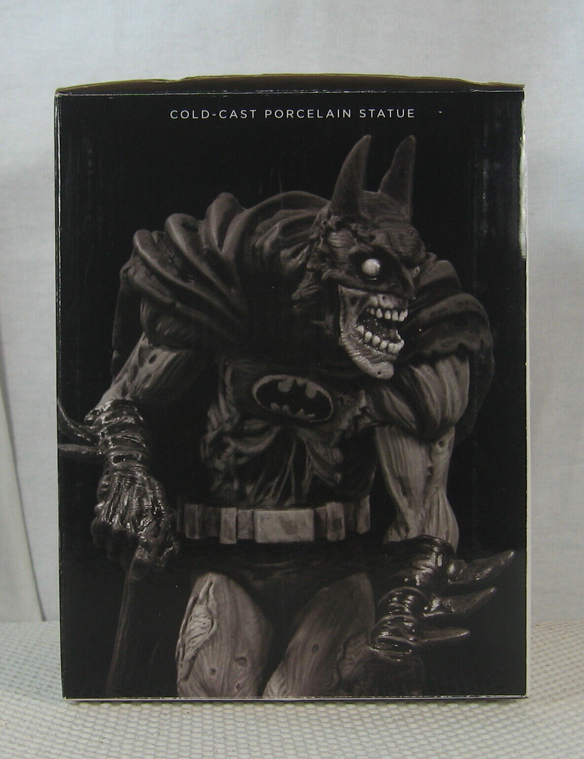 Batman Black and White Zombie Batman Statue by Neal Adams Erick Sosa ...